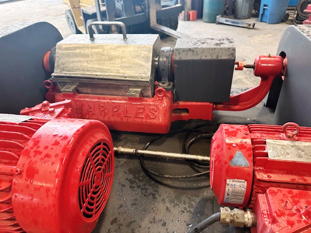 SHARPLES P600 AND WESTFALIA OTA 7 CENTRIFUGE TEST SYSTEM. - SeparatorWorks