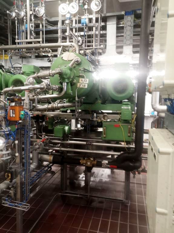 (2) WESTFALIA CA 366-29-00 EXTRACTION DECANTERS, 316SS. - SeparatorWorks